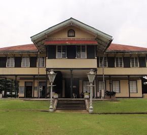 National Museum, Calabar Cross River State Nigeria - finelib.com